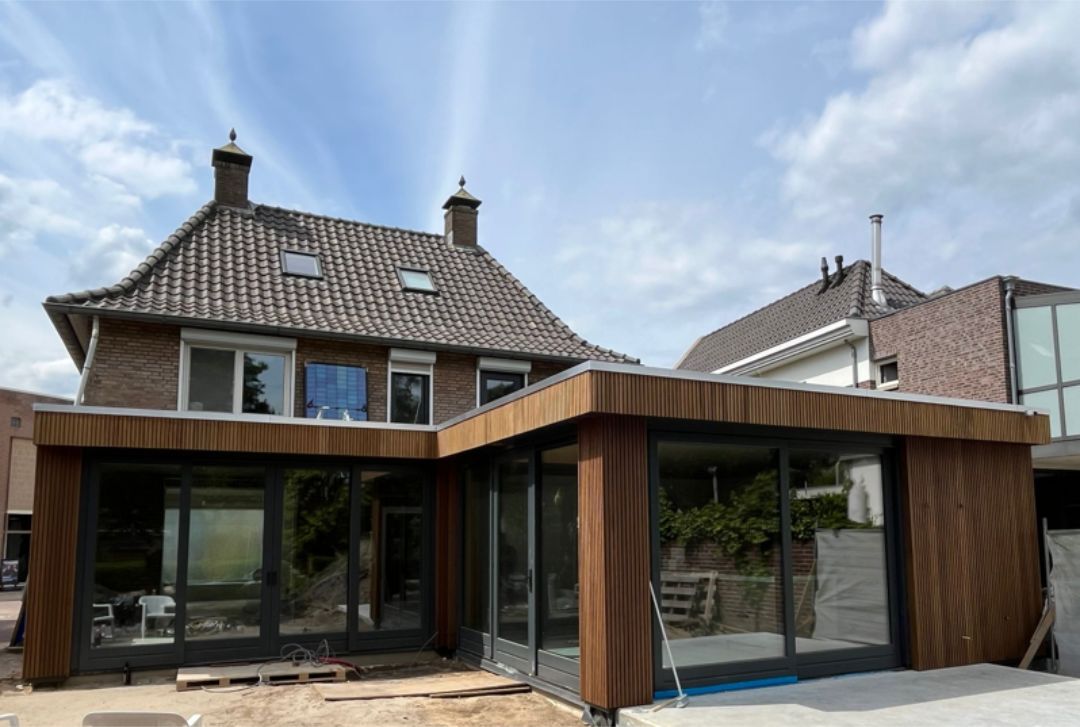 Moderne aanbouw - Inter Cladding